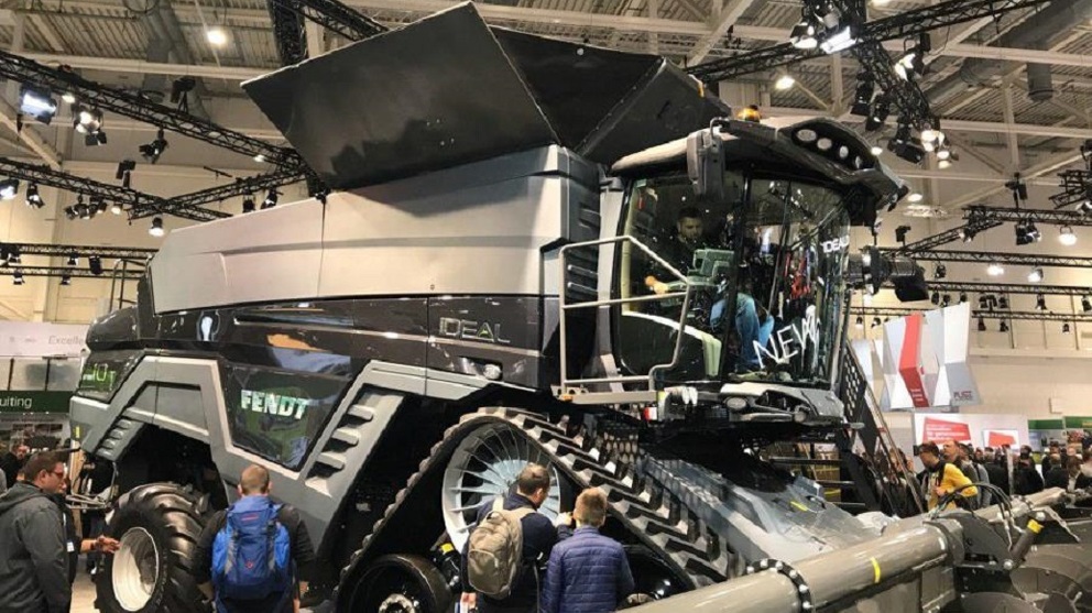 The Fendt IDEAL 10T rudderless combine was launched at Agritechnica ...